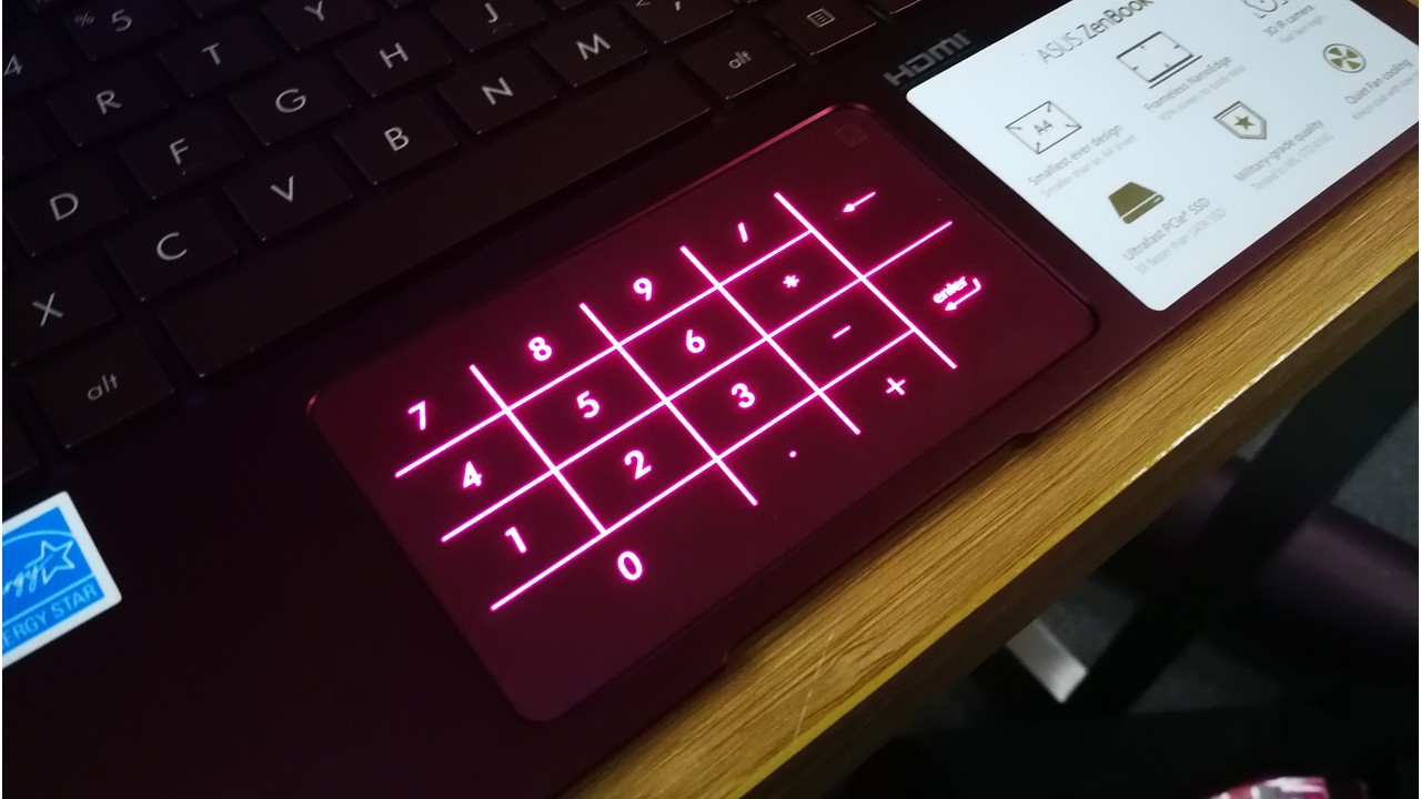 FIRST IMPRESSIONS | ASUS Zenbook UX333 Burgundy Red - twenty8two